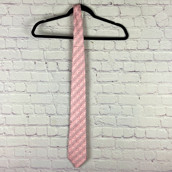 Donald J Trump | Accessories | Donald J Trump Pink Signature Collection ...